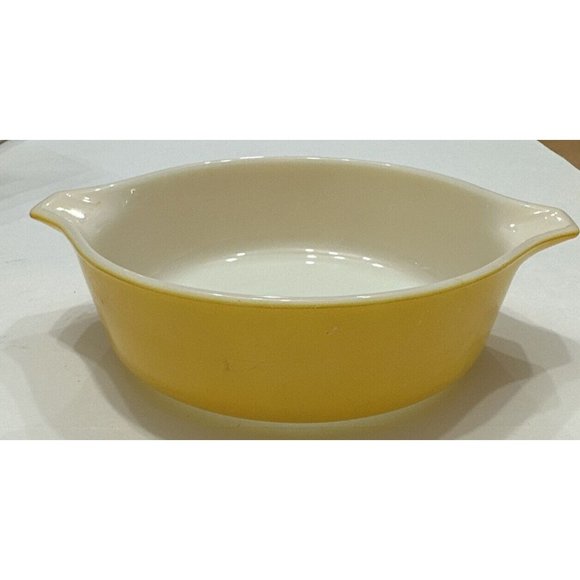 Pyrex | Kitchen | Vintage Pyrex Ovenware Bowl 6 Yellow Color Pint Size ...